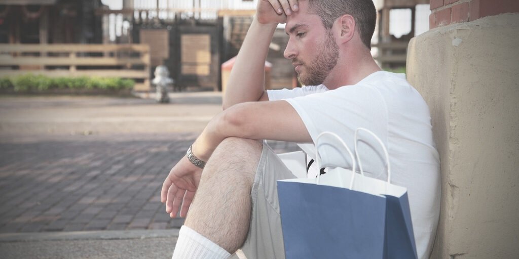 10 Ways to Stop Buying Stuff You Don't Need & Never Wear