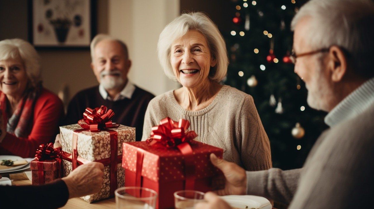 Small Meaningful Gifts for Minimalists on a Budget